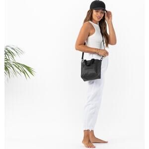 ALOHA Collection | Bags | Aloha Collection Monochrome Crossbody Bag ...